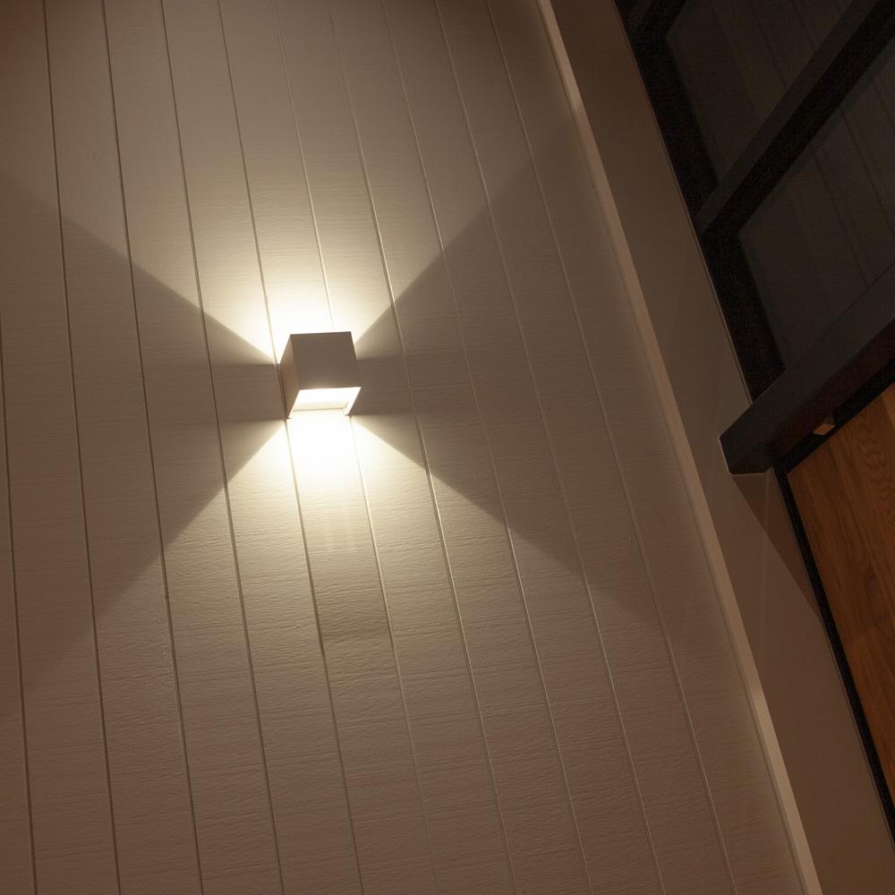 Wall Cube Two Way Up Down" 2 X 6W" - BLACK | The Lighting Shop NZ